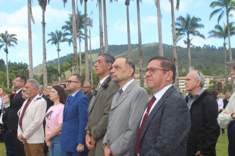 La Universidad Simón Bolívar conmemoró su 56 años de Aniversario ...